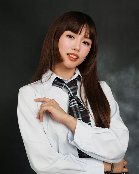 Sexy Naman In Black 💕🌸 Binimaloi Biniverse Biniph Bini Blooms