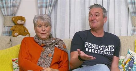 Gogglebox Stars Lee And Jenny Clash Over Im A Celebritys Matt Hancock
