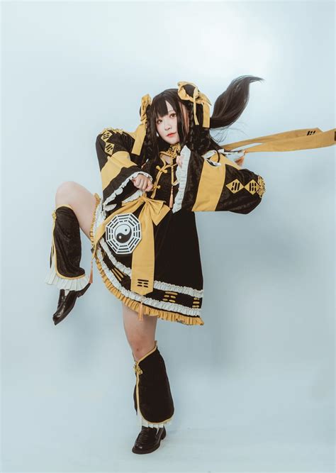 𝔸𝕜𝕒𝕣𝕚 𝕊𝕙𝕚𝕟 灯芯 akari shin cos Threads Say more