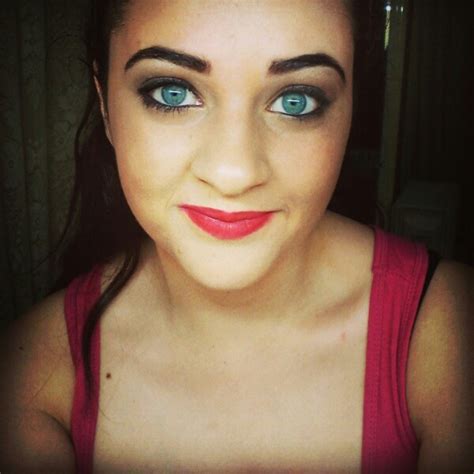 Did My Makeup After Watching A Tutorial A Nice Smokey Eyered Lips Combo Perfect For Blue Eyes