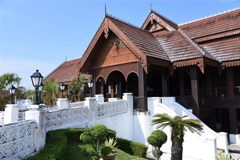 √ Kompleks Sejarah Pasir Salak Tarikan And Harga Tiket 2026