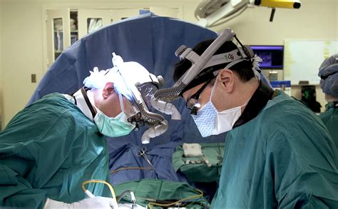 Neurosurgeon Tv Medical Consultant Dr Oren Gottfried