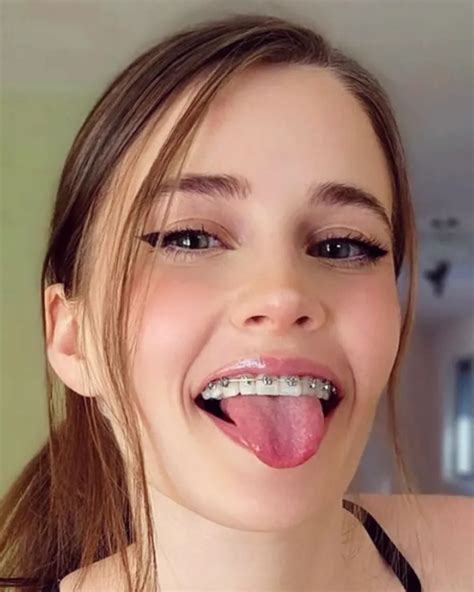 Gemma Elle Rfeticheemlinguas