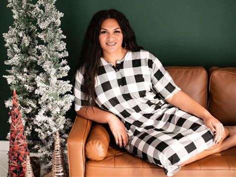 Alayna Finau Bio Net Worth Wiki Age Height Husband