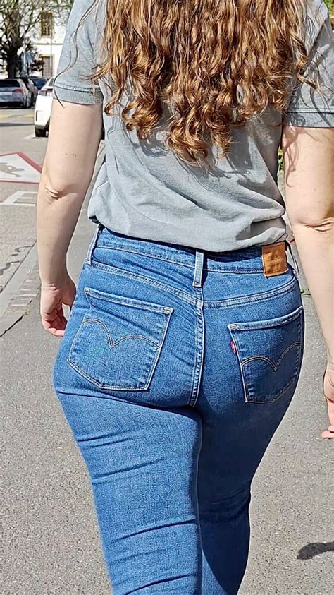 Nicely Shaped Girl In Tight Blue Jeans Oc Tight Jeans Forum