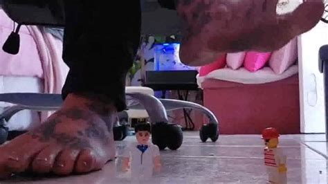 Lola Vs Legos Endo Vore Legos Have Come To Life And Get Crushed And Eatengiantess Foot Crush