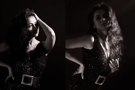 तेजस्वी प्रकाश का ब्लैक एंड वाइट में हॉट फोटोशूट Tejasswi Prakash Latest Hot Photoshoot