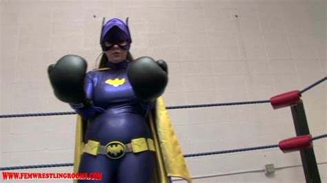 Fighting Bat Tracy Fem Wrestling Rooms