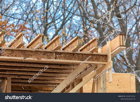 5 866 Timber Joists 图片、库存照片和矢量图 Shutterstock