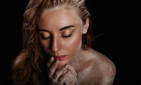 Emotion In Photography Communicating Feelings In Pictures