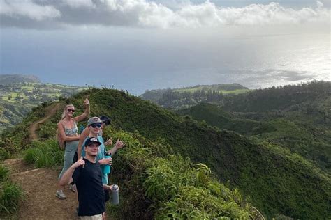 Amazing Maui Ridge Hike