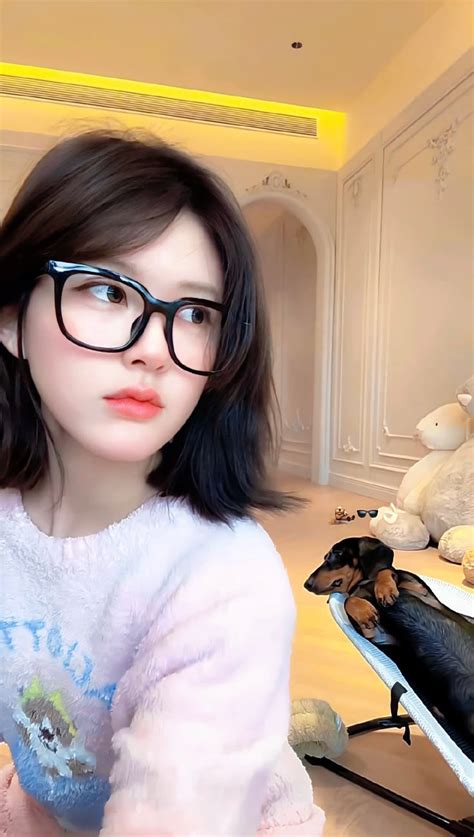 Pin By Yoojroyalty On Lousi In 2025 Cute Girls Chen Che Asian Actors