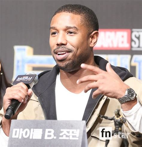 포토 마이클b 조던 ‘악의 화신의 해맑음 헉스