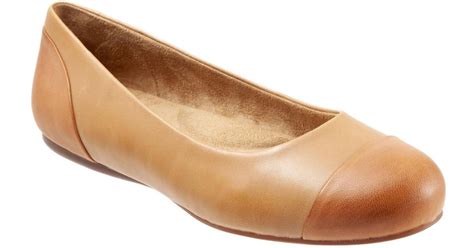 Softwalk Sonoma Cap Toe Flat In Brown Lyst
