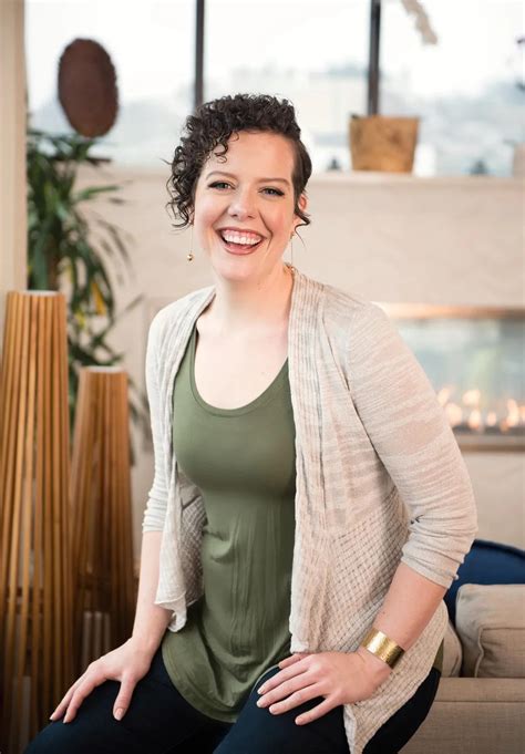 Katie Mclaughlin Is On Neol