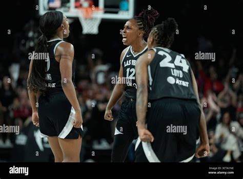 Las Vegas Aces Guard Chelsea Gray 12 Celebrates With Guards Jackie