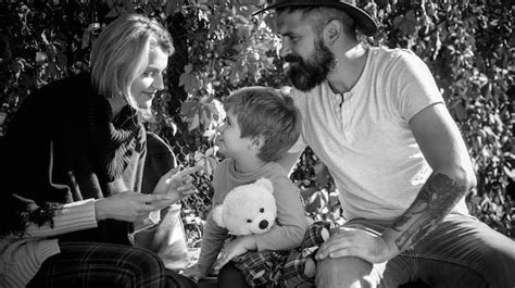 Fotos Familia Preto E Branco 86000 Fotos De Arquivo Grátis De Alta