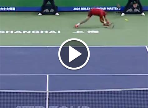 Watch Djokovic Hits A Great Backhand Passing Shot In His Clash Against Fritz In Shanghai