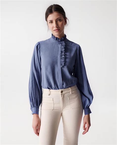 16 Camisas Con Cuello Mao Que Son Femeninas Favorecedoras Y Perfectas
