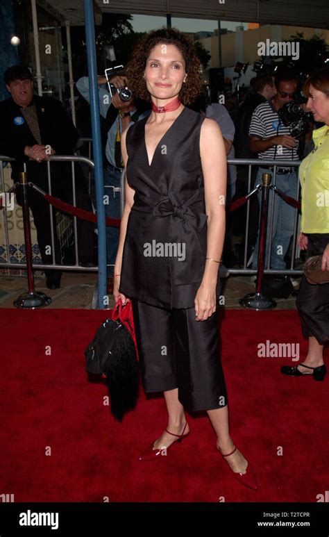 Los Angeles Ca June 26 2000 Actress Mary Elizabeth Mastrantonio At