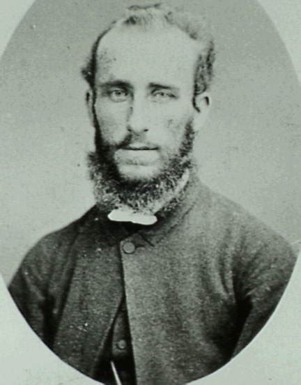 Robert Veitchs Instagram Twitter And Facebook On Idcrawl