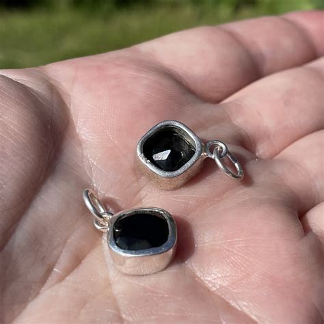 Onyx Silver Pendants Centering Power And Elegance The Rock Crystal Shop