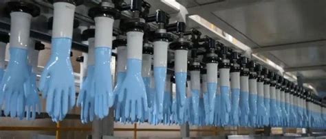 How Are Nitrile Gloves Manufactured？