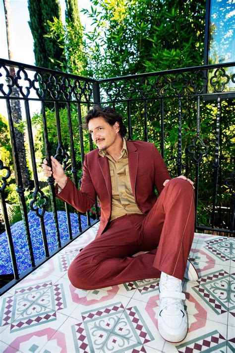 This Post Is ️red ️ Hot Pedros History Of Slaying It In Red 🥵 R Pedro Pascal
