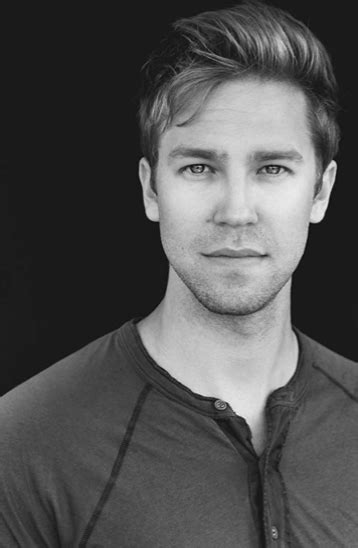 Omg Hes Naked Jake Ferree Goes Full Frontal In Theyre Inside Omgblog