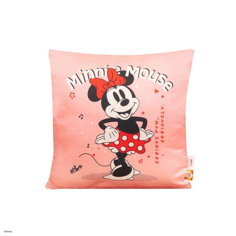 หมอนอิง Disney รุ่น Funfest And Buzzy Bee