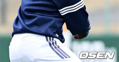 사진 케이브 몸 좀 풀어볼까