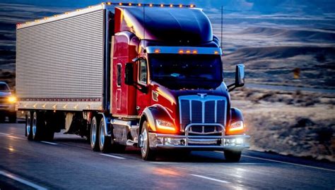 Fmcsa Starts Applying Pulsating Brake Lights To More Trucks Topmark