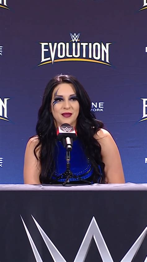 Stephanie Vaquer Uff 😮‍💨 Instagram