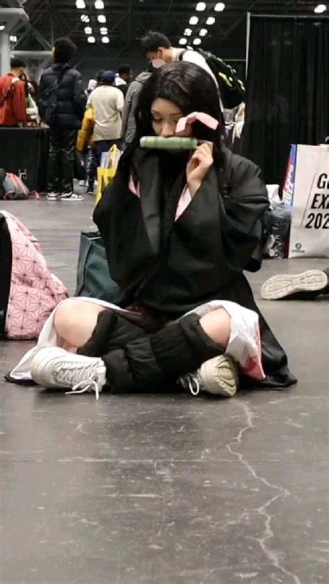 Zenitsu Gets Sturdy For Nezuko Cr Wholewheatpete Sturdy Demon Slayer