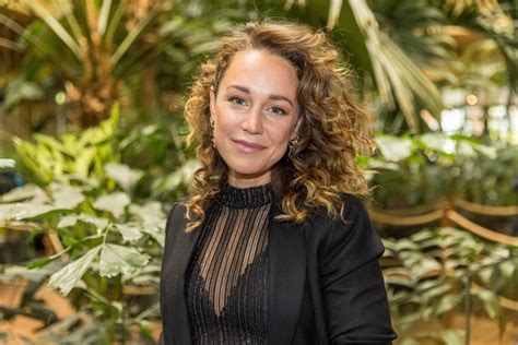 Anouk Maas Krijgt Hoofdrol In Mamma Mia The Party Weekblad Party