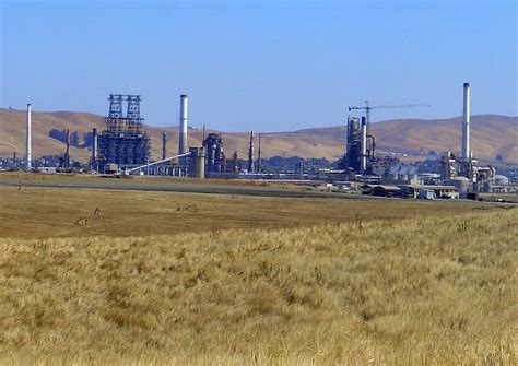 The Tesoro Golden Eagle Refinery In Avon California That… Flickr