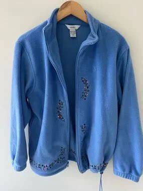 Northern Reflections Sweaters Northern Reflections Embroidered