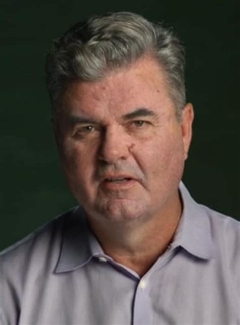 Robert Lusetich смотреть фильмы и сериалы онлайн