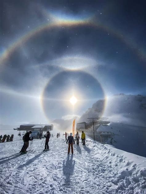Mind Blowing Pictures Of Light Halos In The Swiss Alps