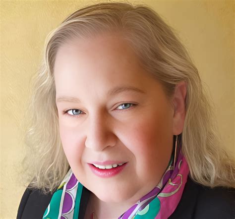 Laura Elys Instagram Twitter And Facebook On Idcrawl