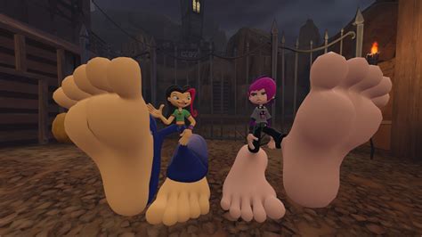 Big Feet Walk By Katitatiwa On Deviantart