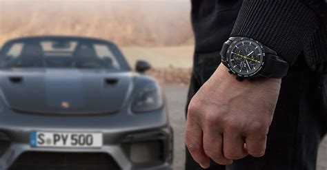 The New Porsche 718 Spyder Rs Comes With An Exclusive Luxury Watch Maxim