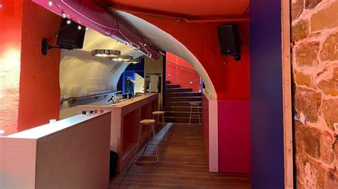 Bar Yves In Aalen Neue Eventlocation Mit Knalligen Farben