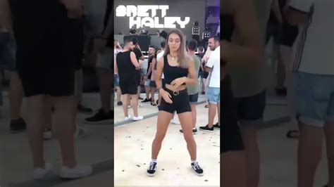Rave Girl Festival Shuffle 🤩🔥 Rave Dance Moves