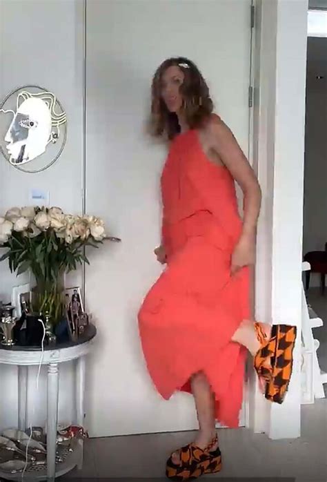Trinny Woodall 58 Poses Half Naked Covering Modesty With Just A