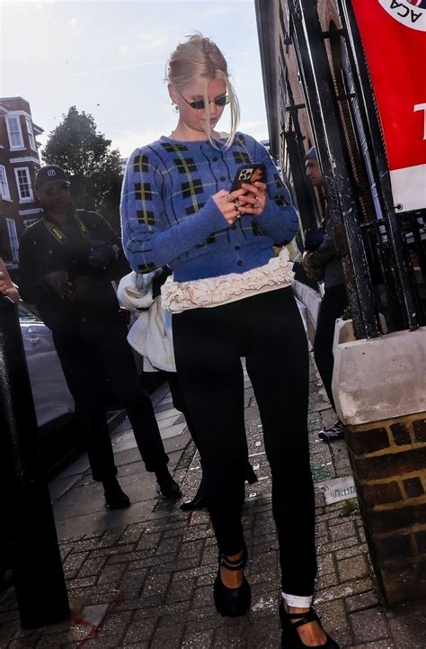 Pixie Geldof Out In London 09172022 • Celebmafia