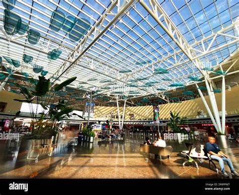 Indianapolis Airport Flight Schedule 60 Photos