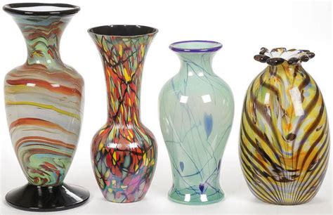 Four Good Dave Fetty Fenton Art Glass Vases