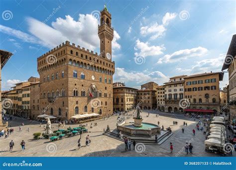 Famous Piazza Del Duomo In Historic San Gimignano Tuscany Italy Stock