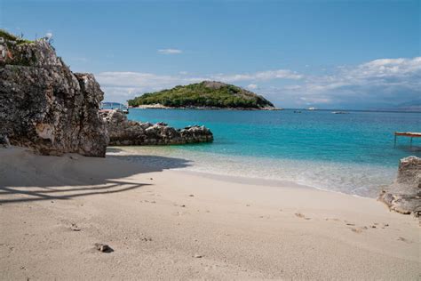 Destinacioni I Javës Ishujt E Ksamilit 15 Km Nga Qendra E Qytetit